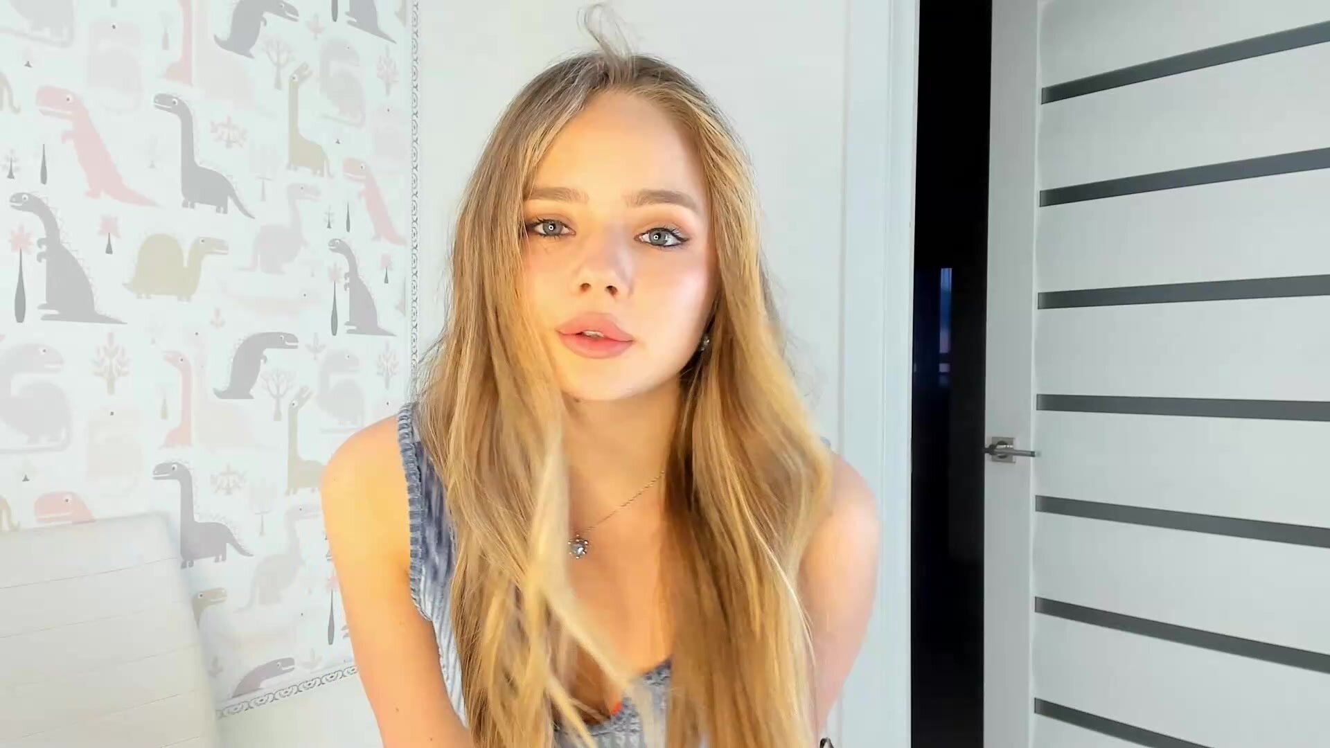 Mollymeow 2024 03 06 1424 Webcam Video