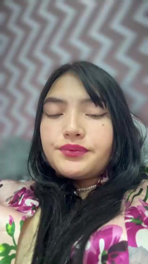 Alicejazmin Webcam Video 1404241937 3 Moans As Goddess